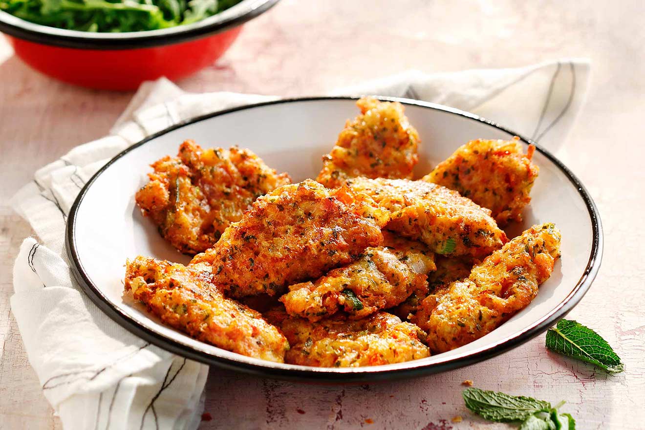 Tomato fritters (Ntomatokeftedes)