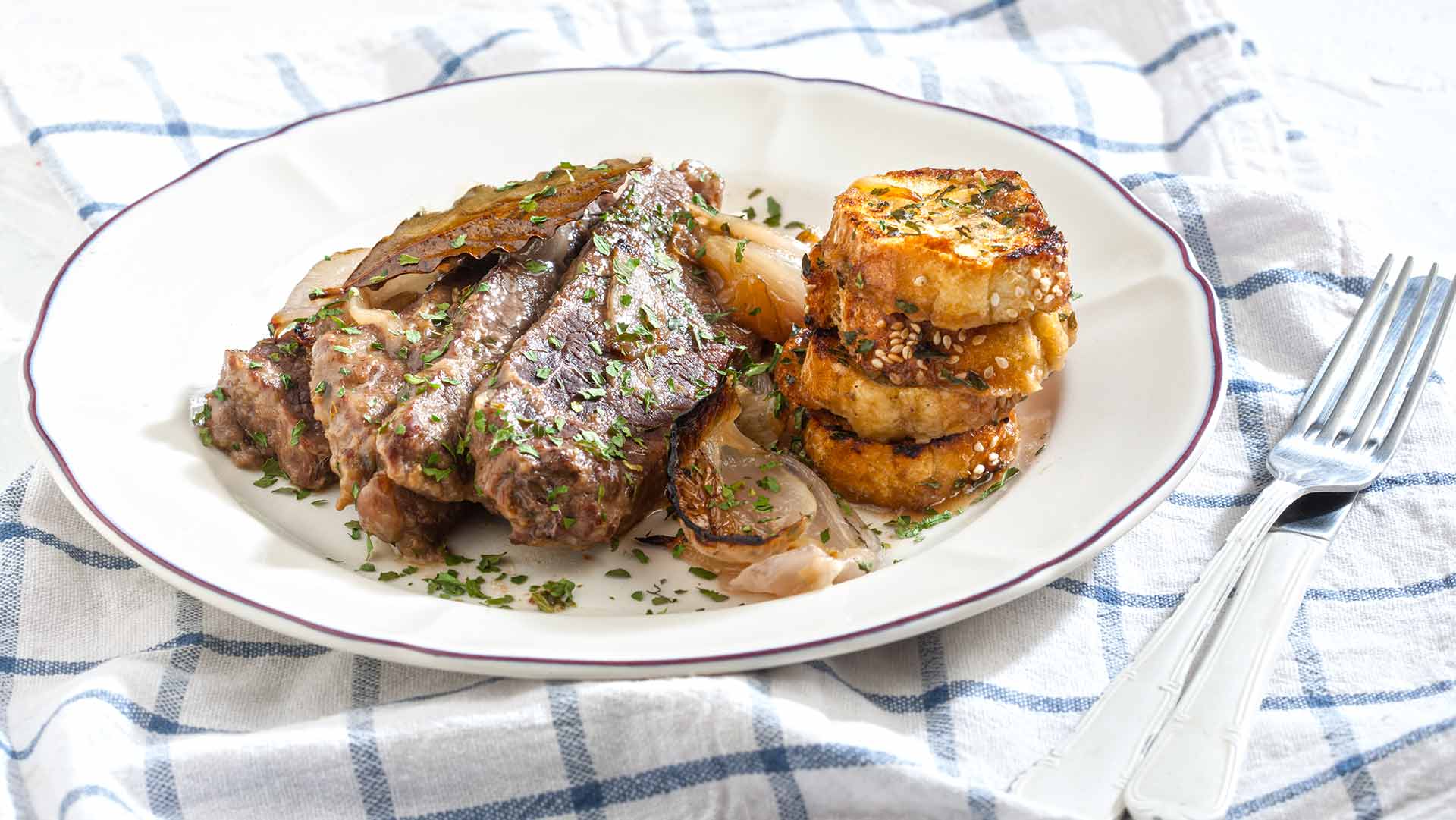 Μοσχάρι με μπύρα στη γάστρα | Συνταγή | Argiro.gr