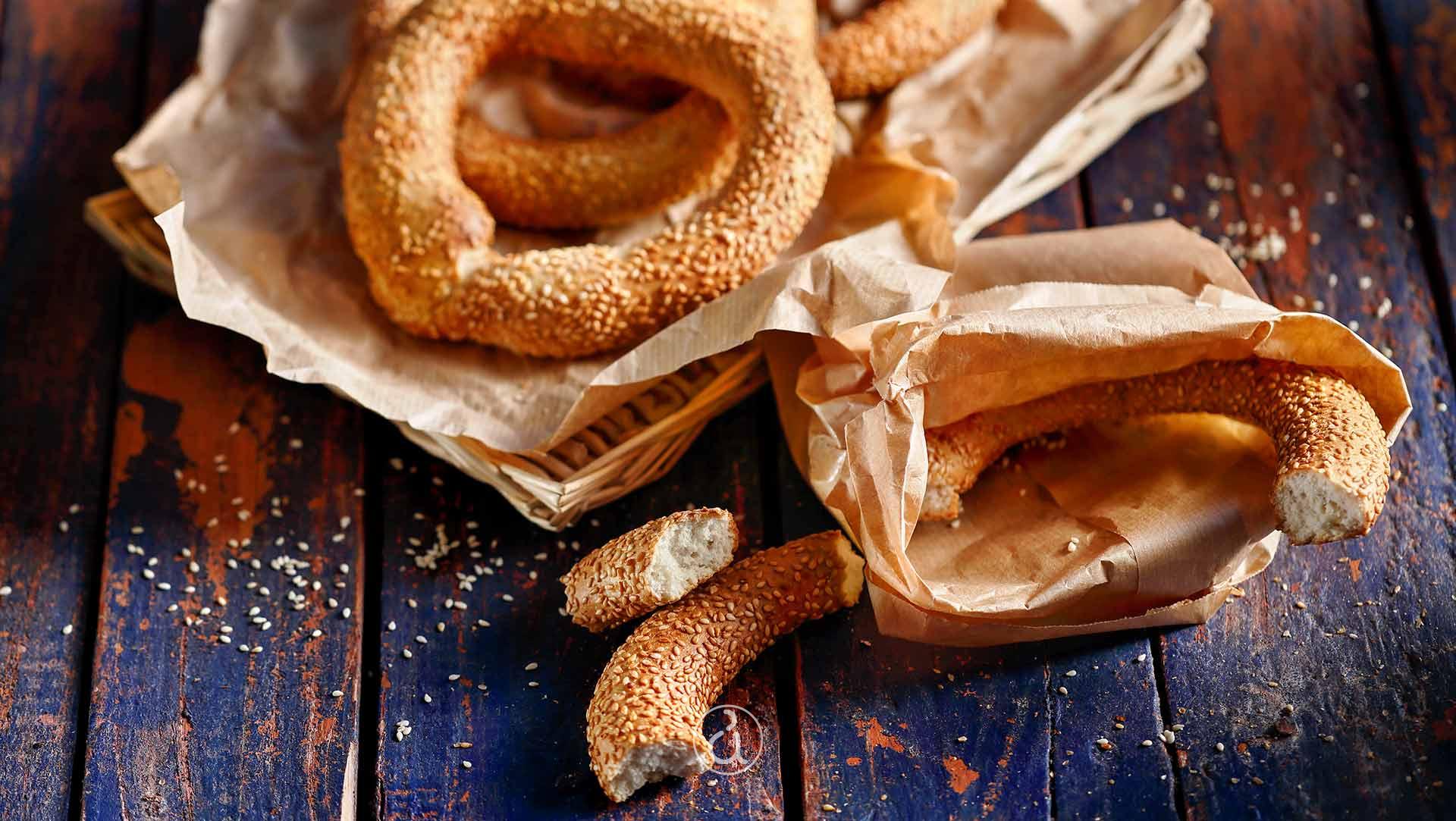 Recipe: Greek sesame bagels (Koulouri Thessalonikis) - Argiro.gr ...