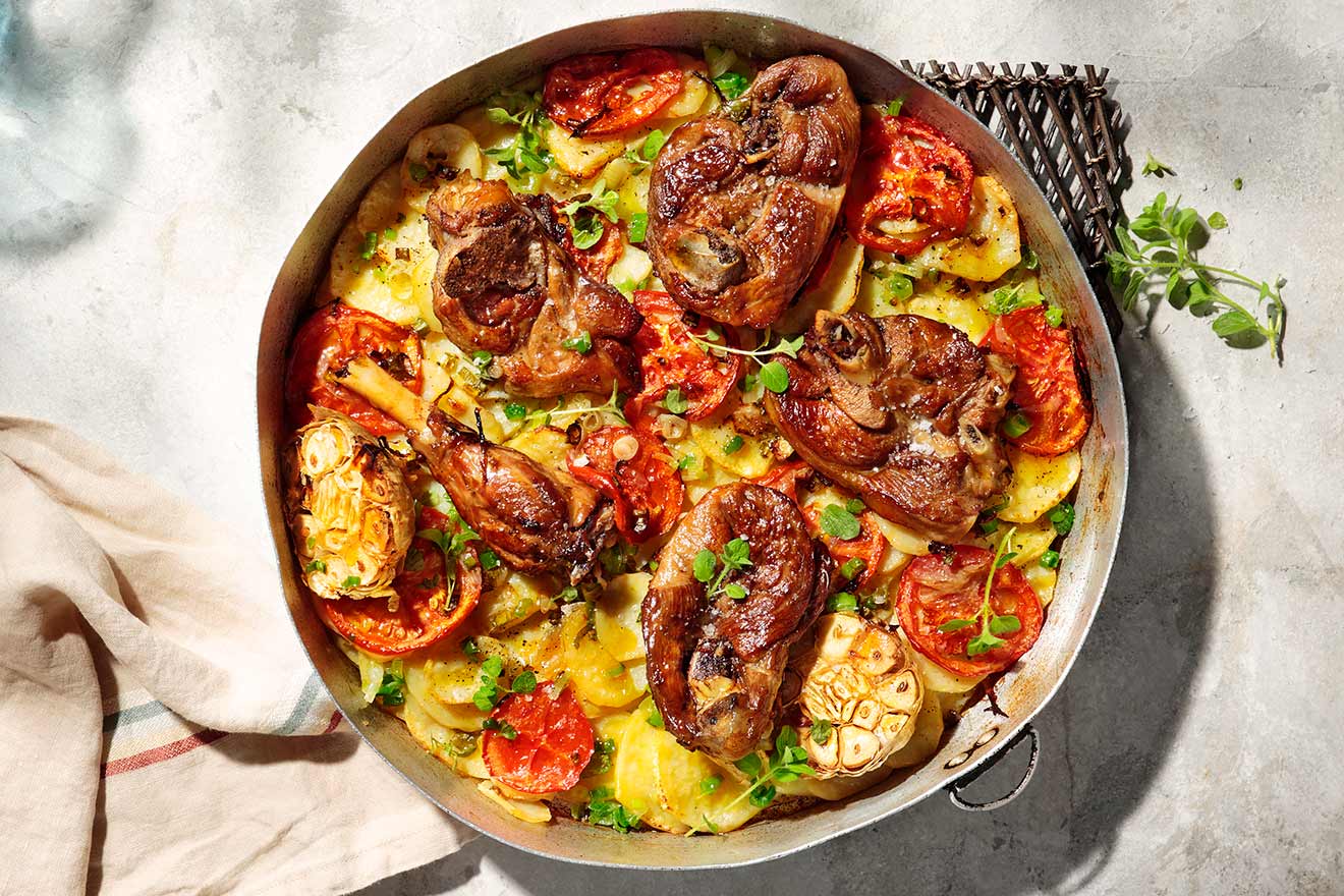 Συνταγή: Αρνάκι με ντομάτα και σκόρδο - Argiro.gr - Argiro Barbarigou