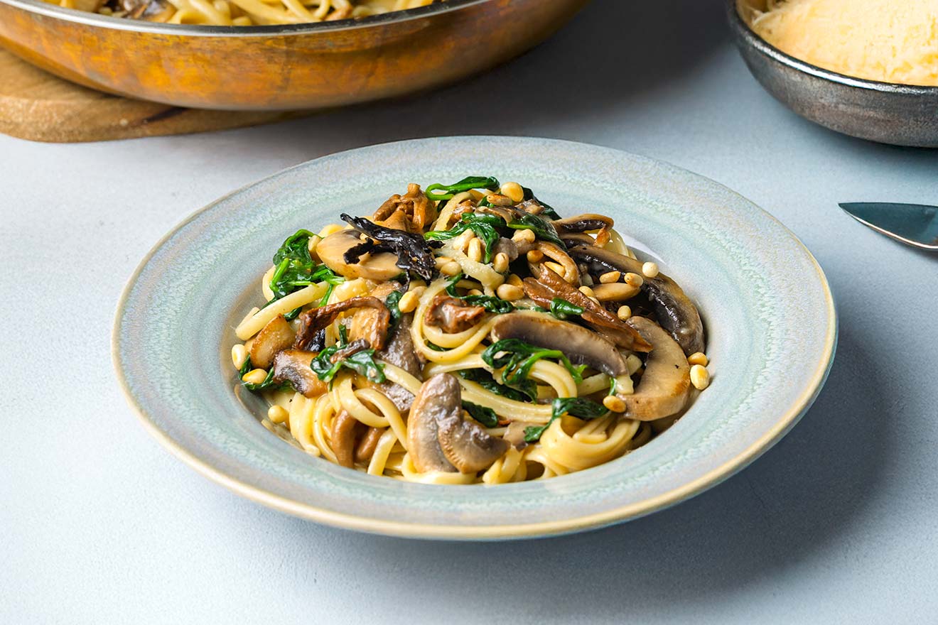 Συνταγή: Μακαρόνια με σπανάκι και μανιτάρια - Argiro.gr - Argiro Barbarigou